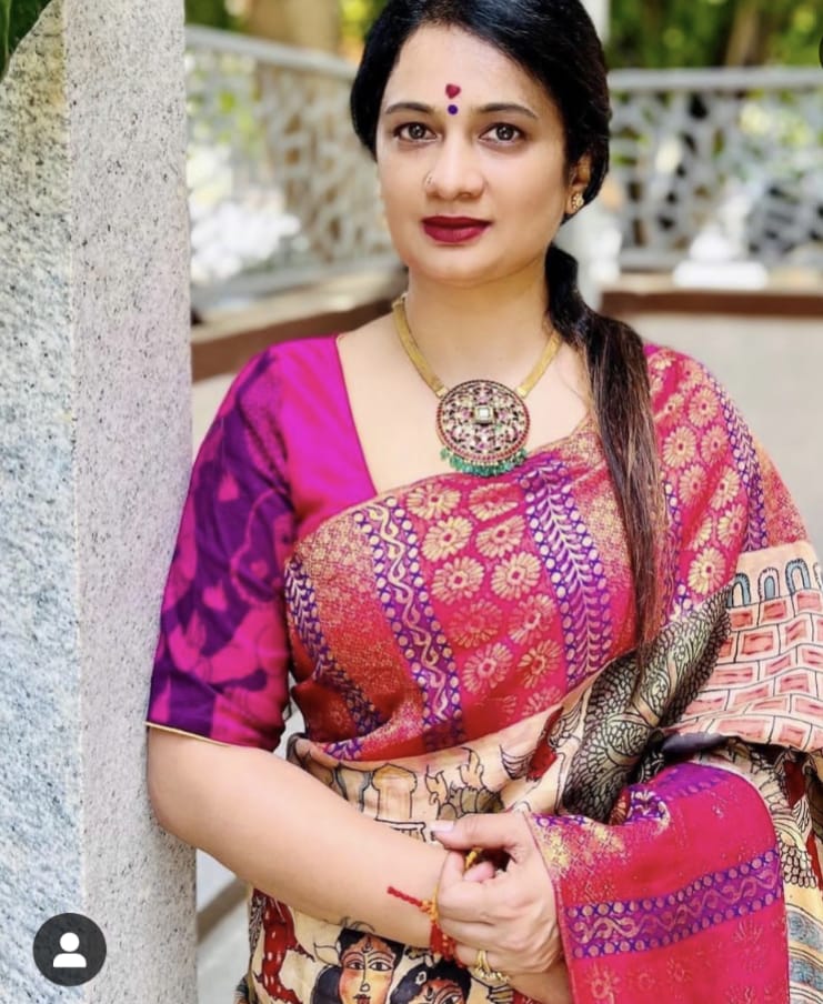 The drape is flawless and the look is stunning! - Vani Reddy's Look ...